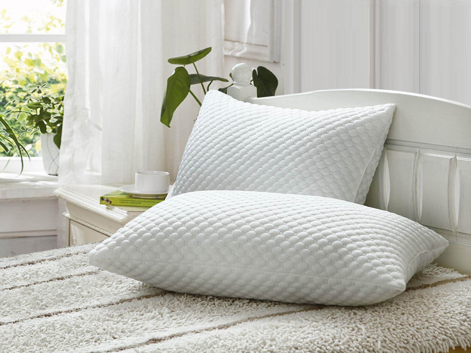 Top 5 Benefits of Goose Down Pillows for Better Sleep | Expert Guide
